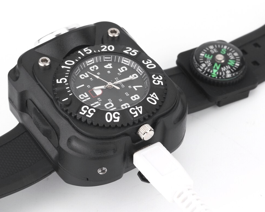 Reloj táctico con linterna | Equipados